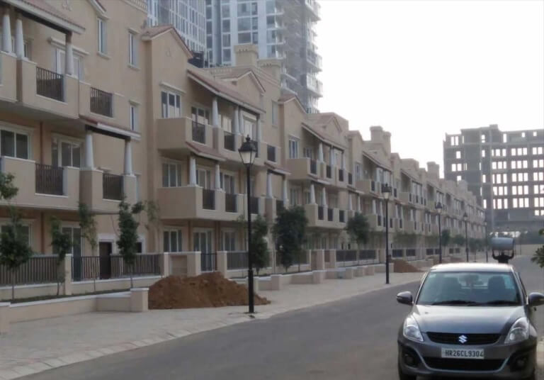 Buy Luxury Apartments in Gurgaon - New 270+ Luxury Housing Flats for ...