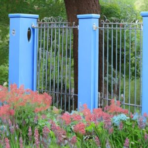 20 Perfect Gate Paint Colour: Add Unique To Your Home